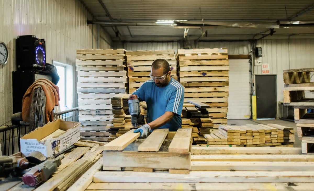 The Top 37 Plastic Pallet Manufacturers
