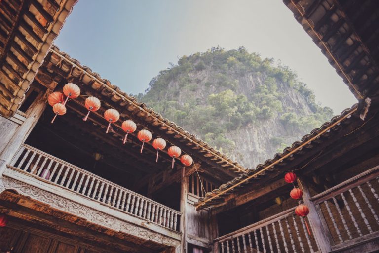 20 Ideas for Modern Chinese Houses: Inspiring Architecture & Designs