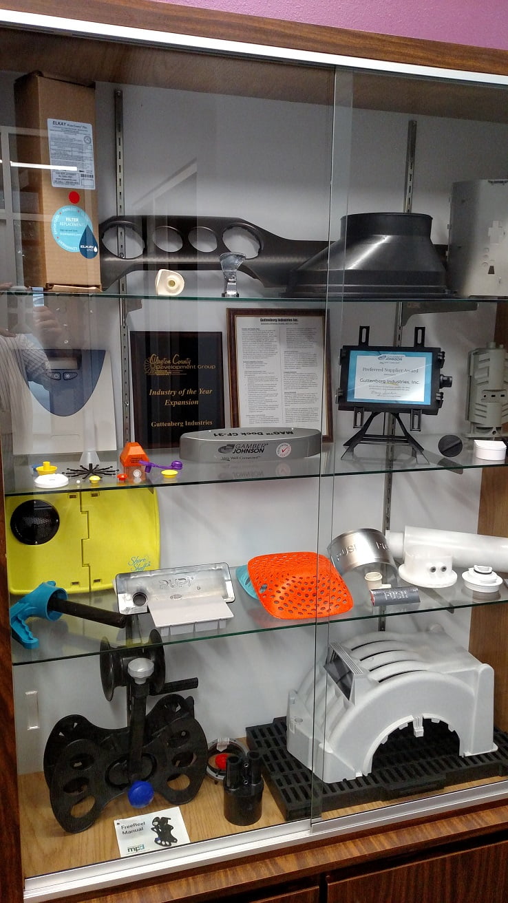 The Top 22 Injection Molding Companies in Iowa