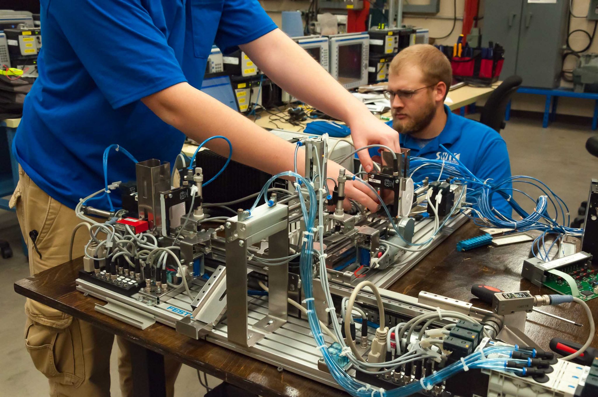 The Top 35 Injection Molding Companies in Illinois